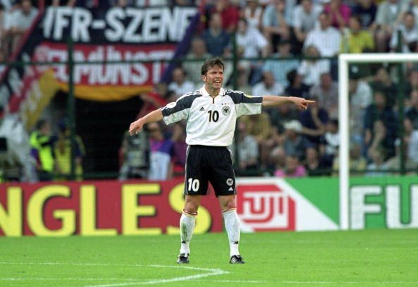 Top 10 German footballers of all time