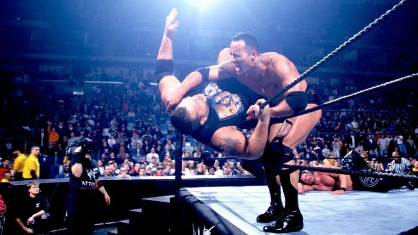 10 Best WWE Matches of The Year 2001