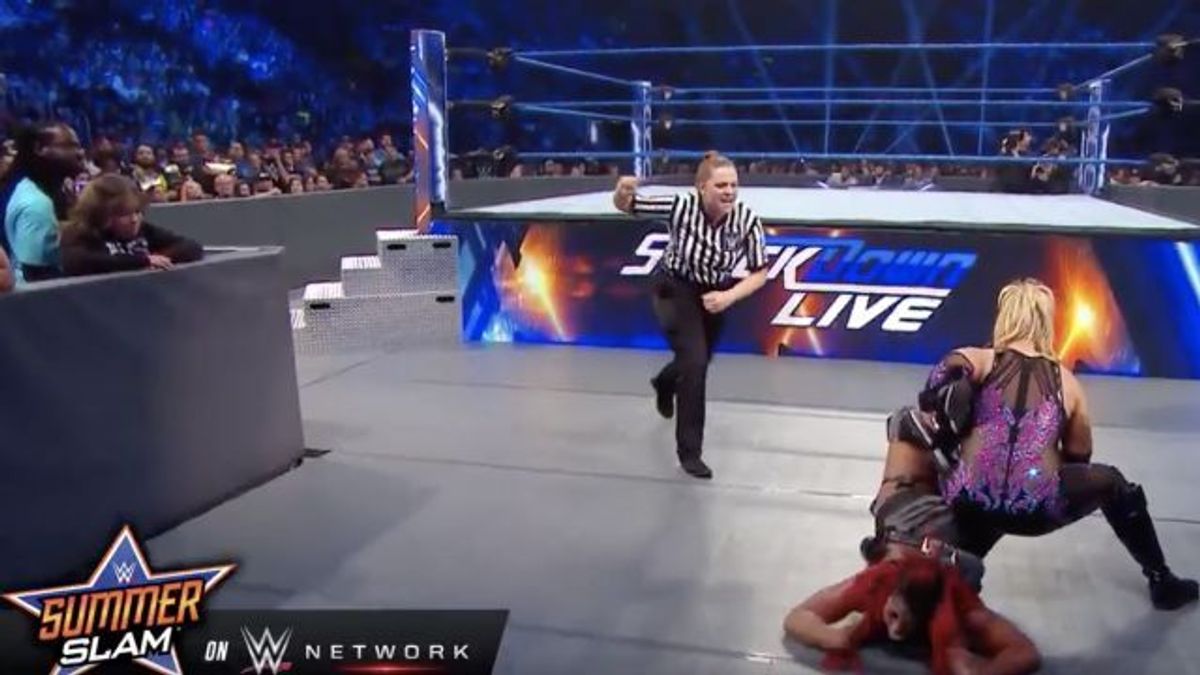 5 Things you need to know about SmackDown referee Jessika Carr