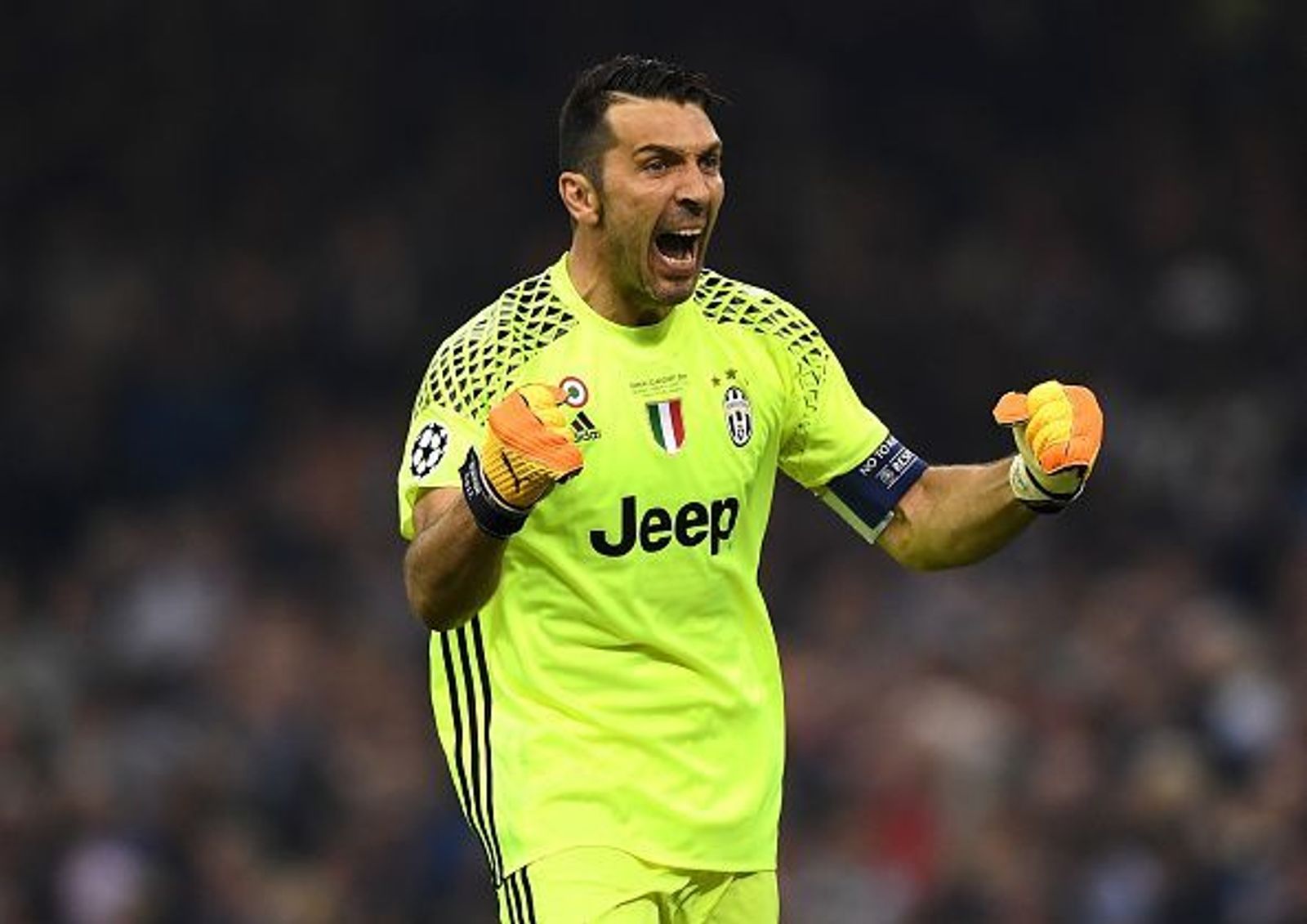 10 best goalkeepers of the decade