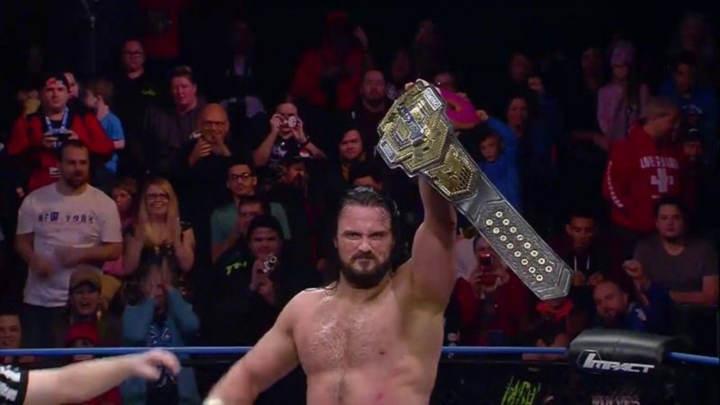 10 pictures that highlight the incredible transformation of WWE's Drew ...