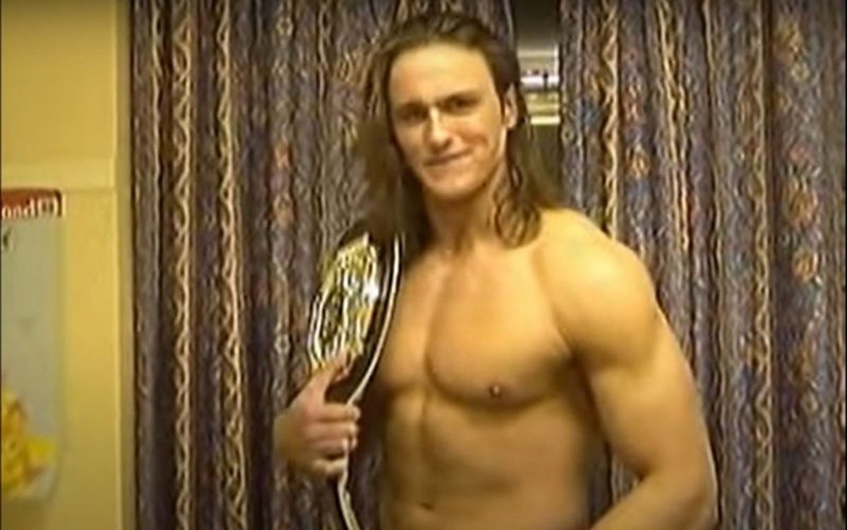 10 pictures that highlight the incredible transformation of WWE's Drew ...