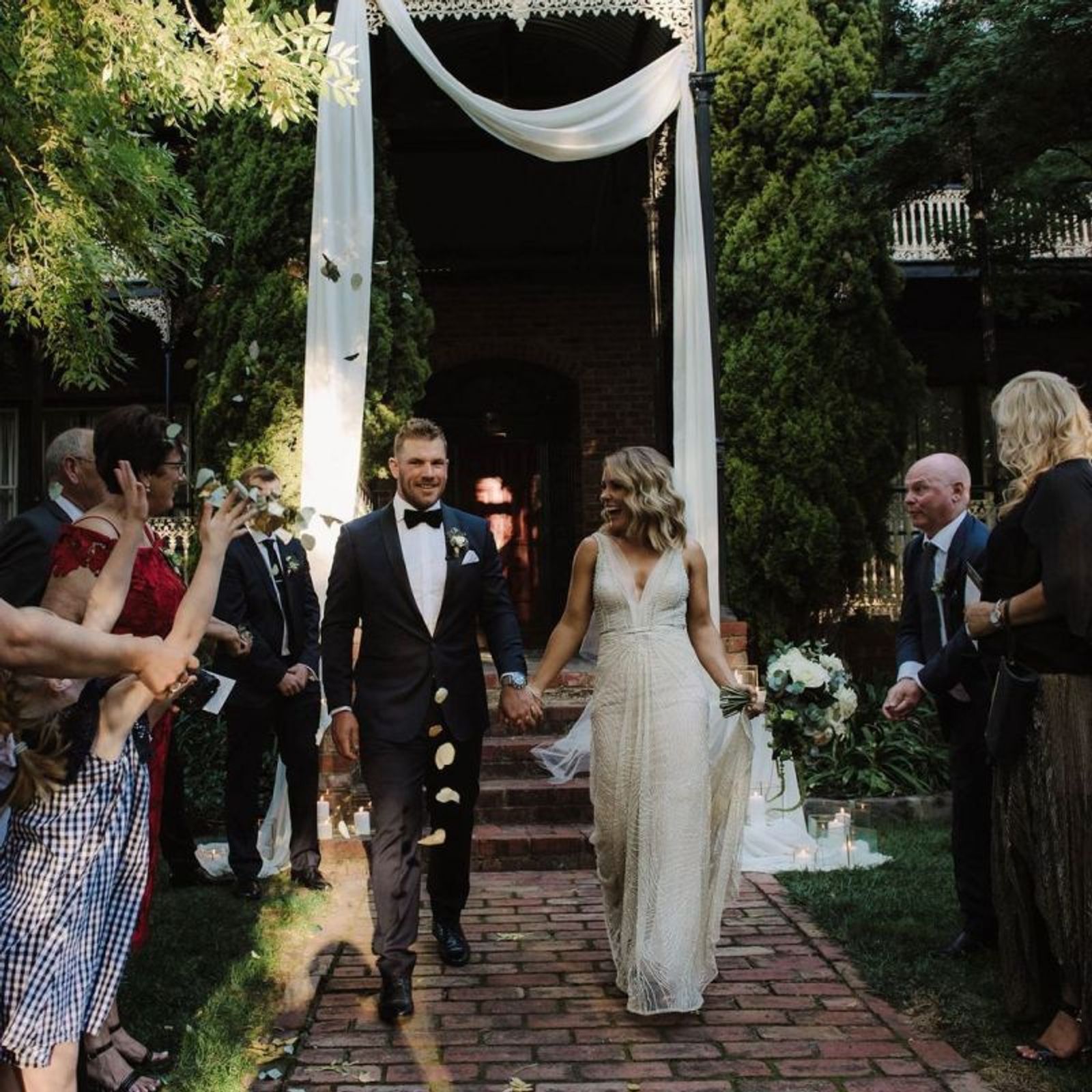 Who is Aaron Finch's Wife Amy Griffiths