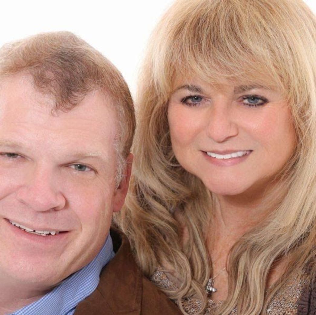 Who is Kane's Wife, Crystal Maurisa Goins?