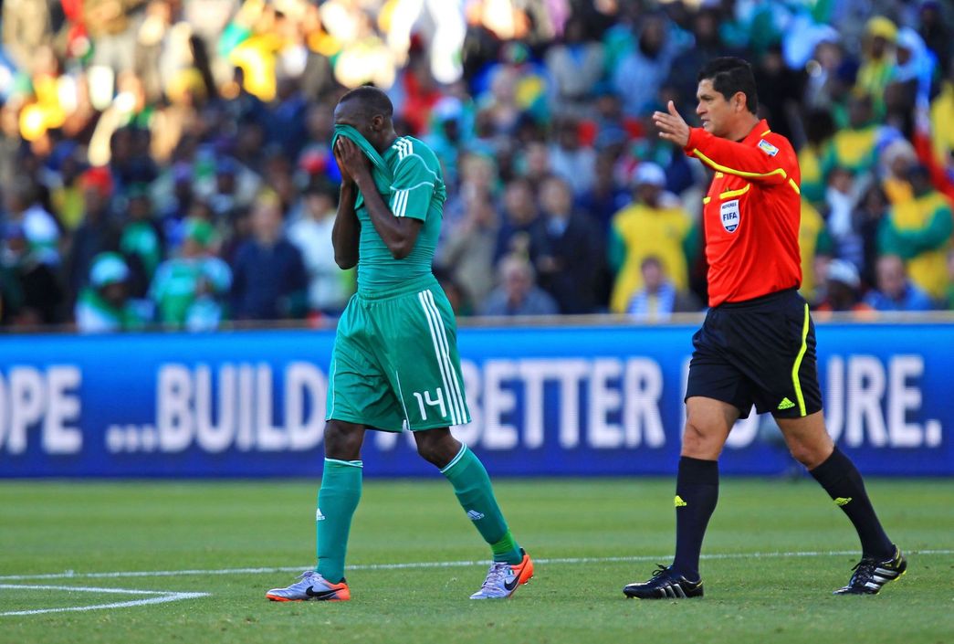 Top 10 football referees of all time