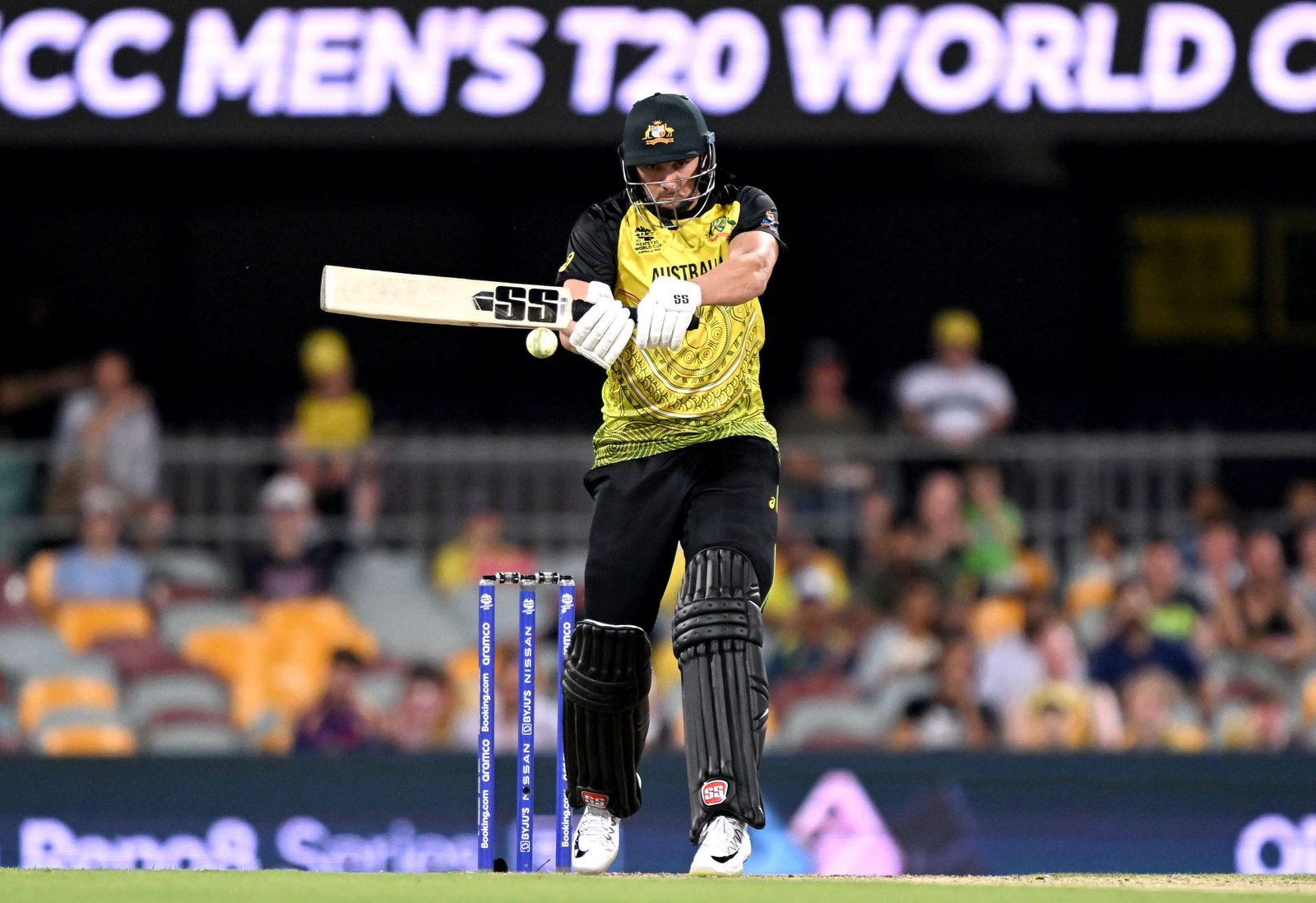 WATCH: Tim David gets a grand welcome as he joins Mumbai Indians' camp ...