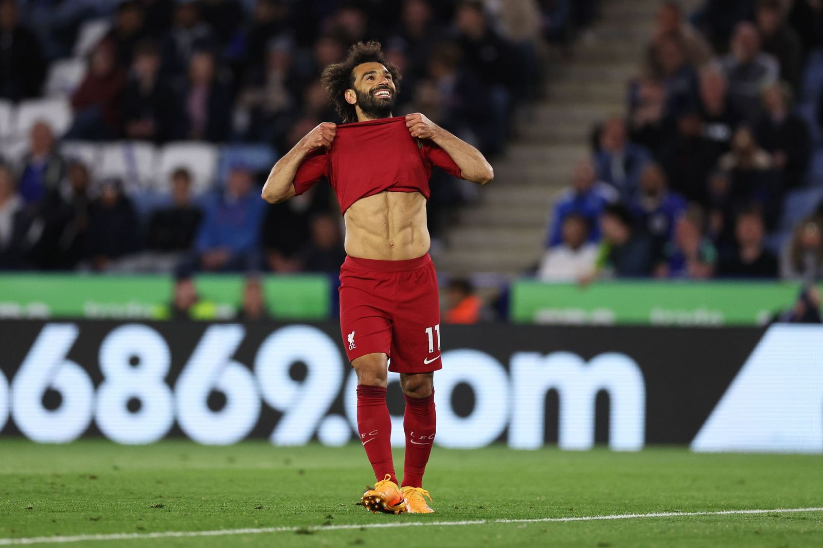 Liverpool superstar Mohamed Salah hits the beach in Mykonos for summer ...