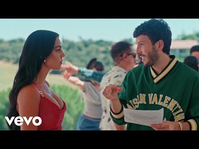 Cristiano Ronaldo makes surprise appearance in new music video ...