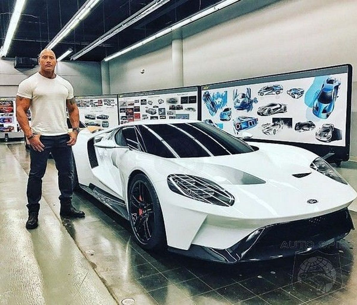 How many Cars does The Rock have?