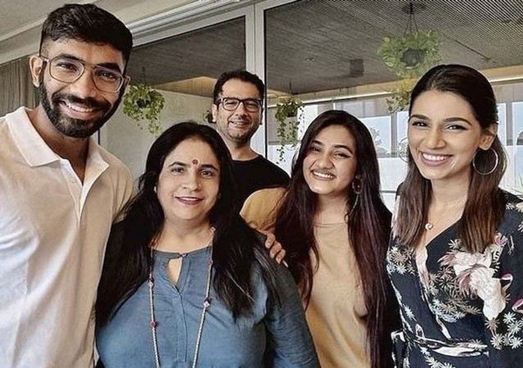 Jasprit Bumrah Family - Father, Mother, Siblings, Wife, Kids