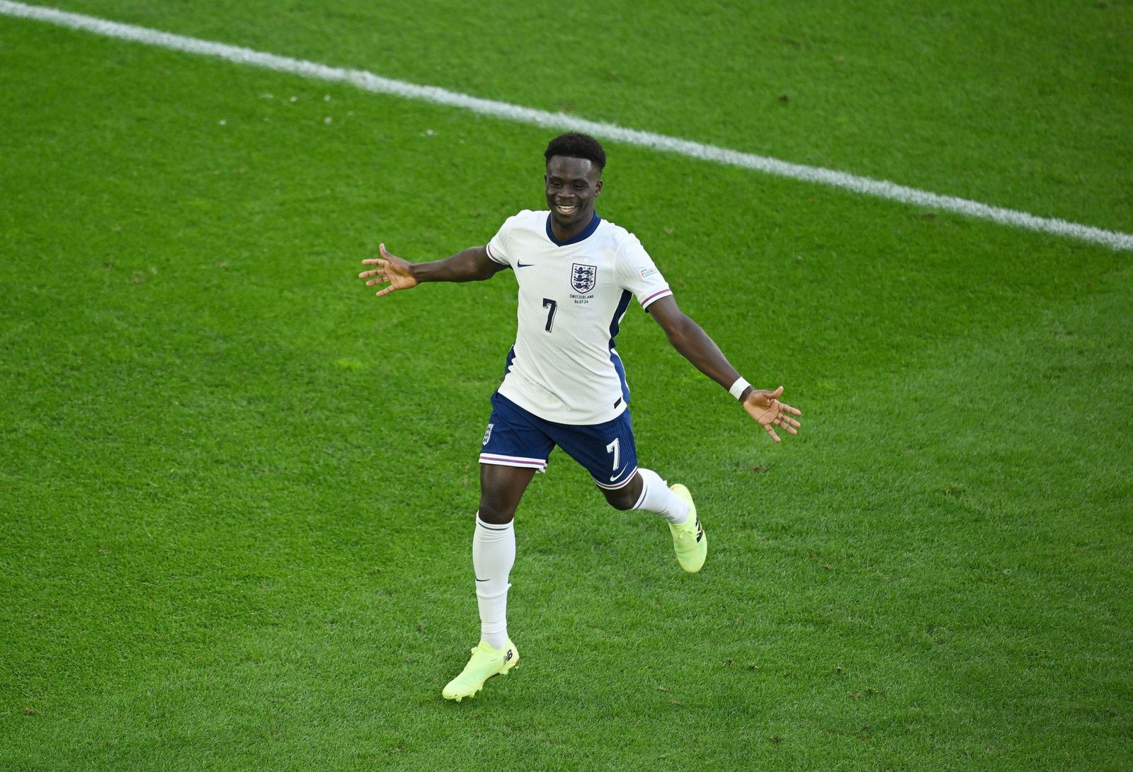 Real Madrid Transfer News Roundup: Los Blancos eyeing Bukayo Saka, club receive Leny Yoro boost ...