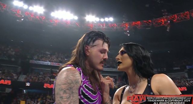 WWE sends a 3-word message to Dominik Mysterio following Rhea Ripley's return on RAW