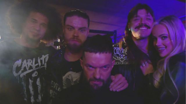 Popular WWE star sends three-word message after being added to "new ...