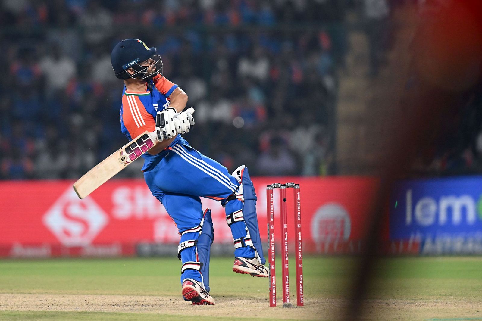 [Watch] Parvez Hossain Emon chops one onto his off stump against Arshdeep Singh's bowling in IND ...