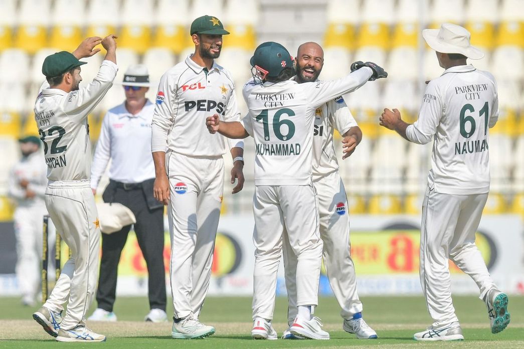 [Watch] Sajid Khan bowls Matthew Potts between his legs on Day 3 of ENG ...