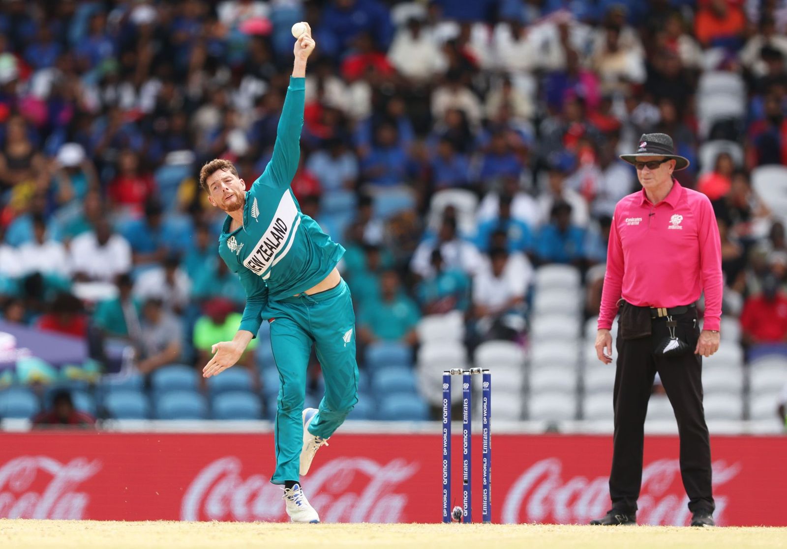 Top 10 greatest men's T20I bowlers of all time ft. Jasprit Bumrah ...