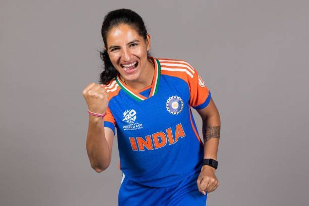 Renuka Singh Thakur Family - Father, Mother, Siblings, Wife, Kids