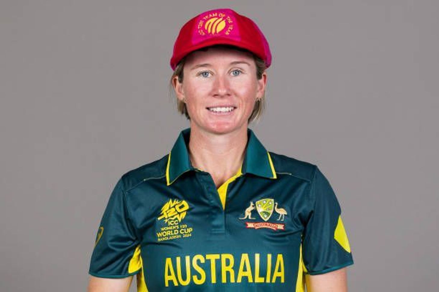 Beth Mooney Family - Father, Mother, Siblings, Wife, Kids