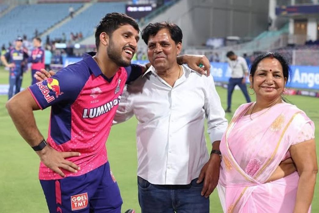 Dhruv Jurel Family - Father, Mother, Siblings, Wife, Kids