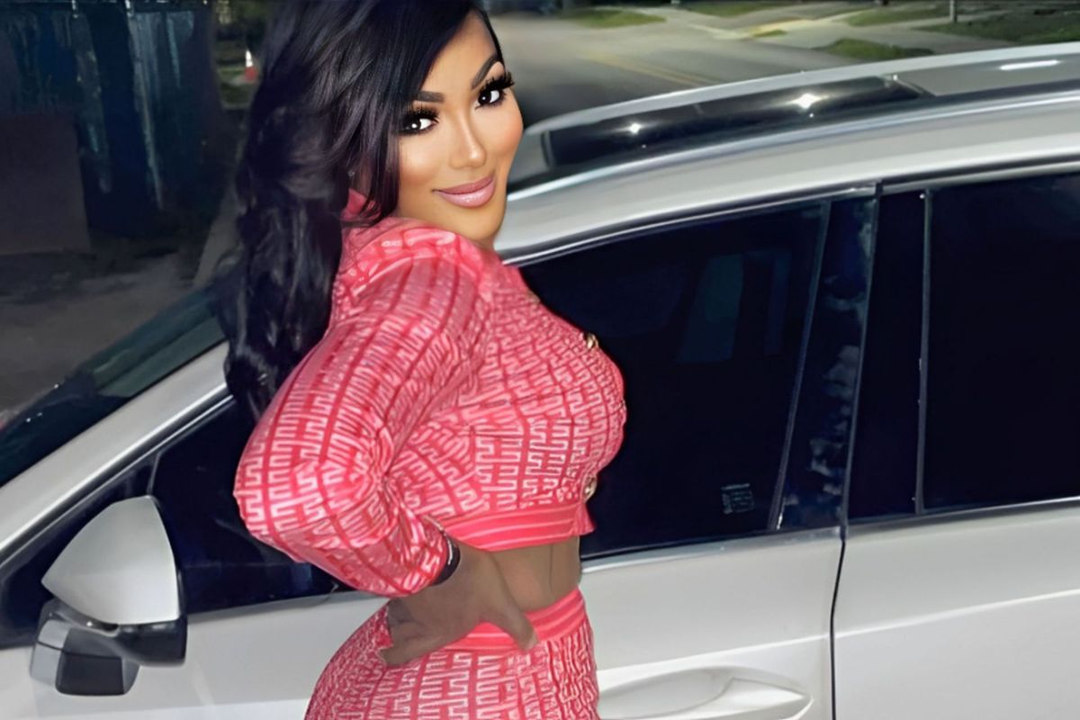 Lash Legend Family - Father, Mother, Siblings, Husband and Kids