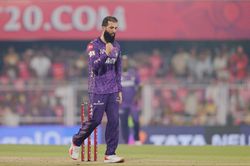 Adil Rashid Family - Father, Mother, Siblings, Wife, Kids