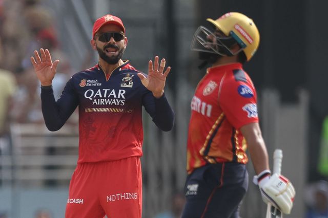 Virat Kohli recreates Hardik Pandya's iconic pose while celebrating ...