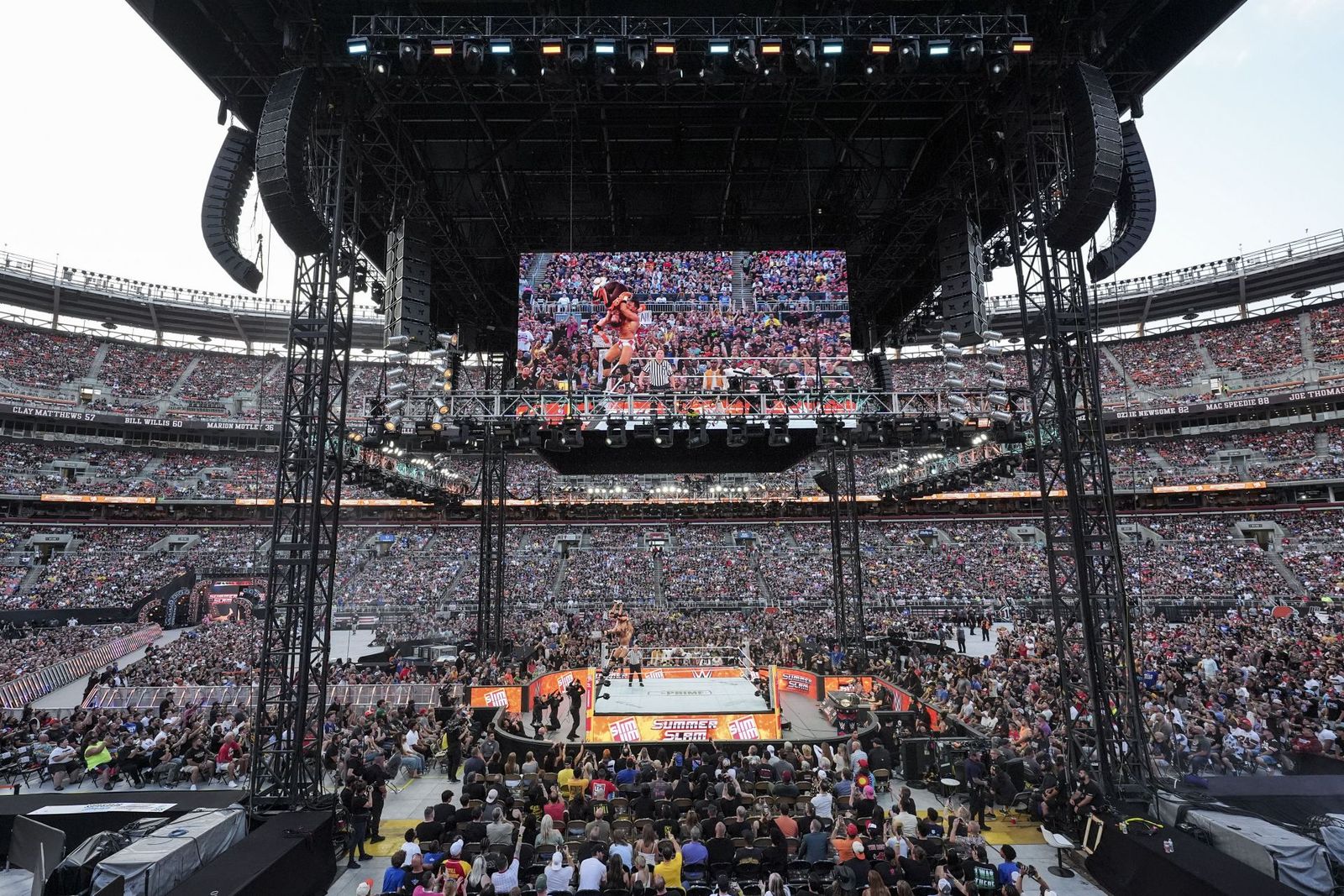 SummerSlam Host 2025: SummerSlam Venue and In Ring Host
