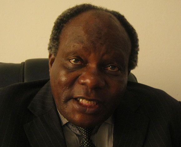 Akono replaces Lavagne as Cameroon football coach