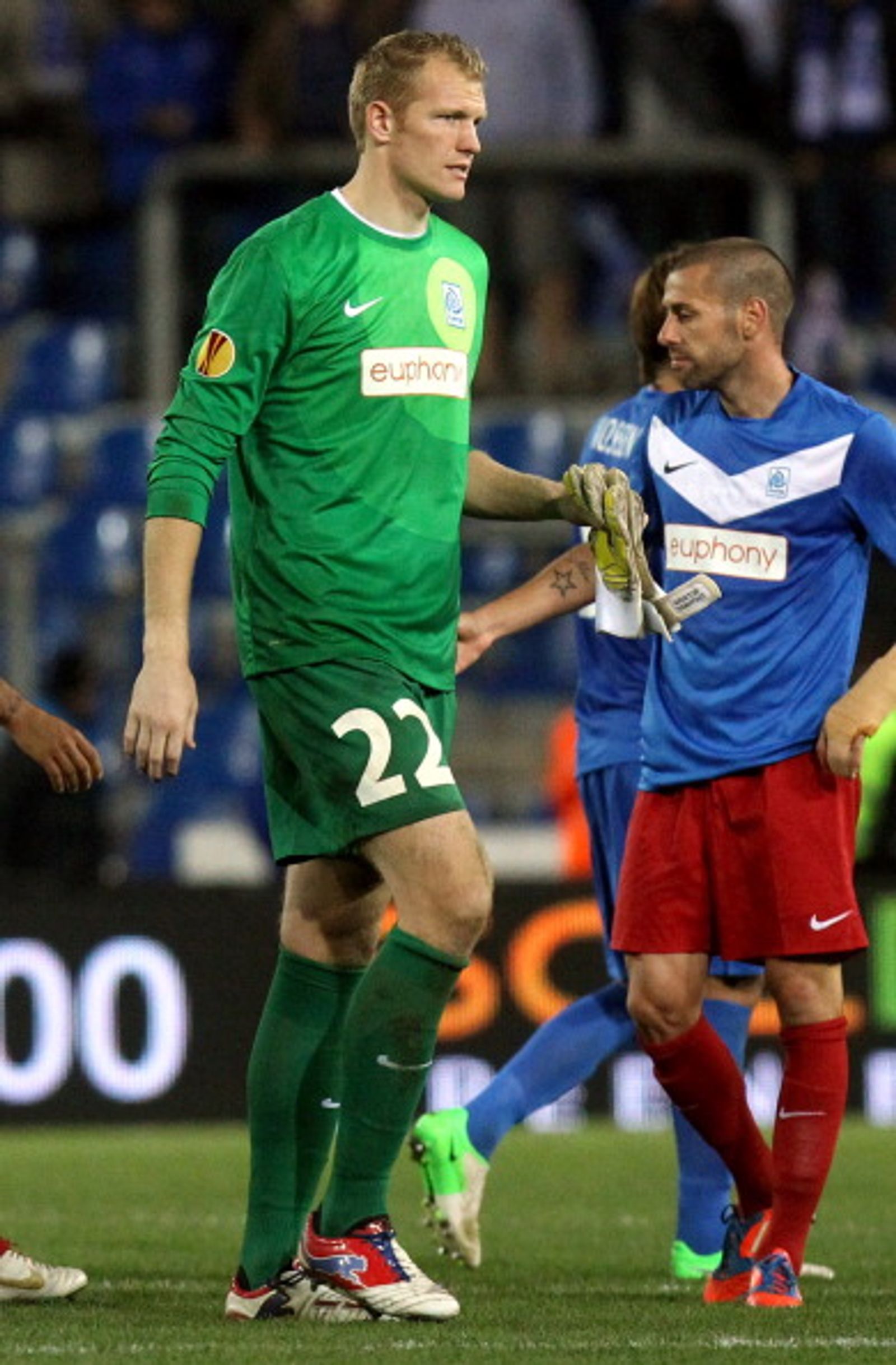 Top 10 tallest footballers/soccer players in the world