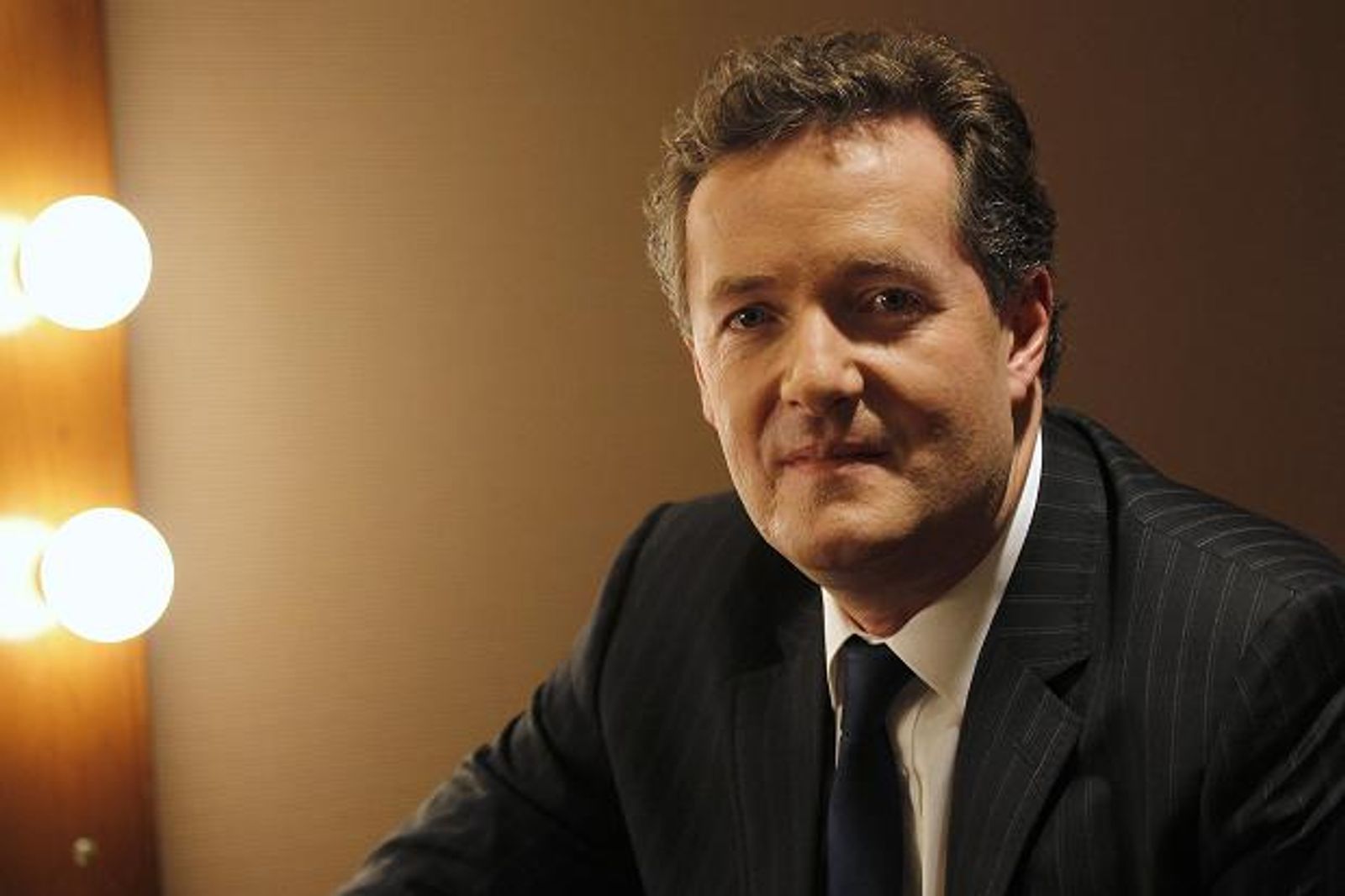 Top 10 famous Arsenal fans celebrity arsenal fans