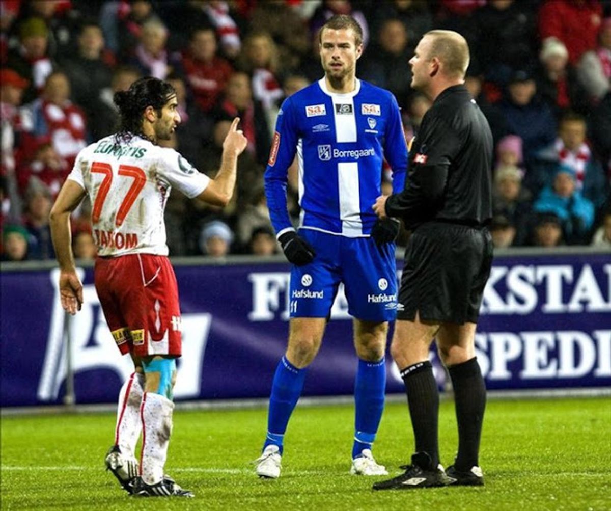 Top 10 tallest footballers/soccer players in the world