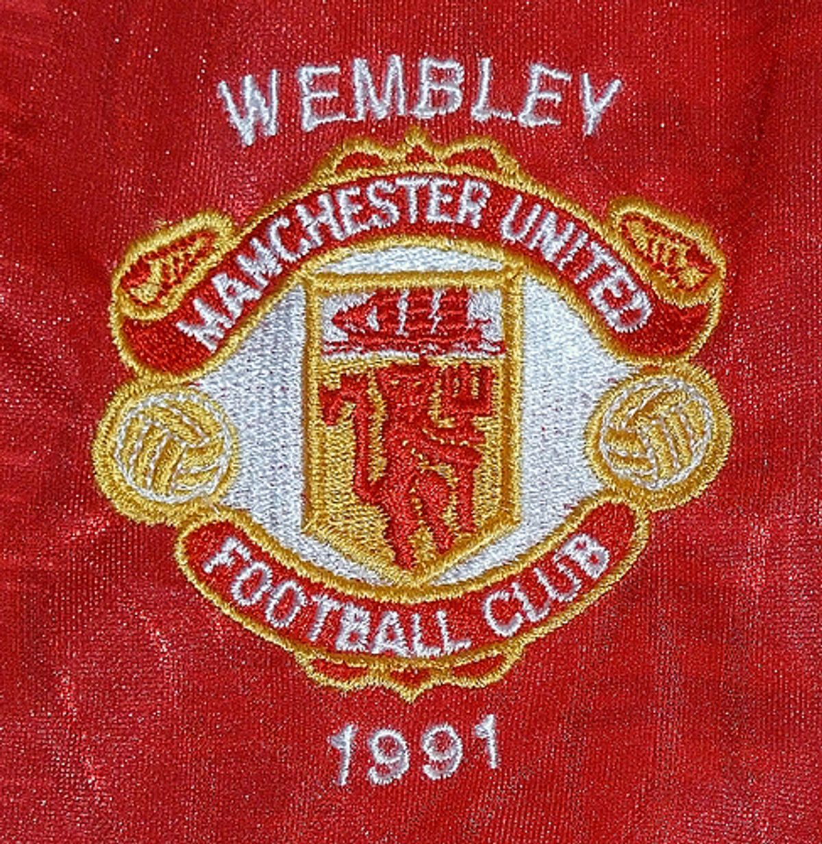 Manchester United Badges over the years