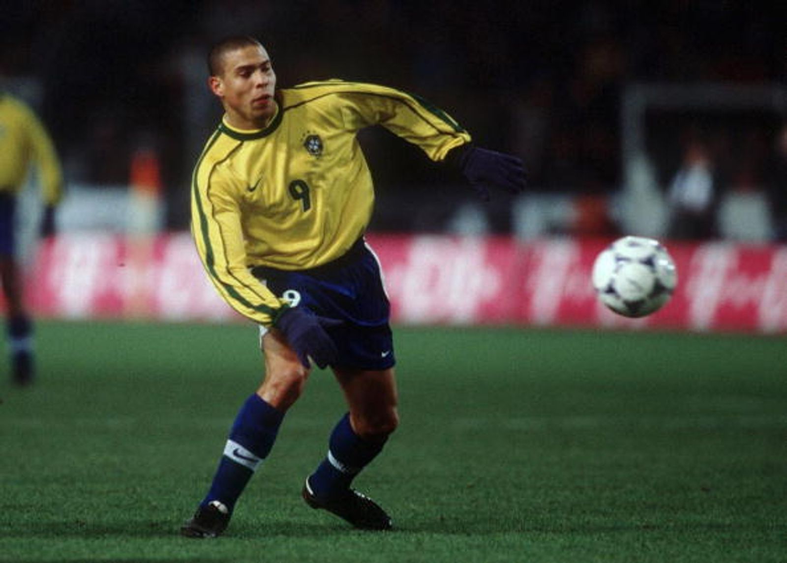 The best Soccer players of the '90s
