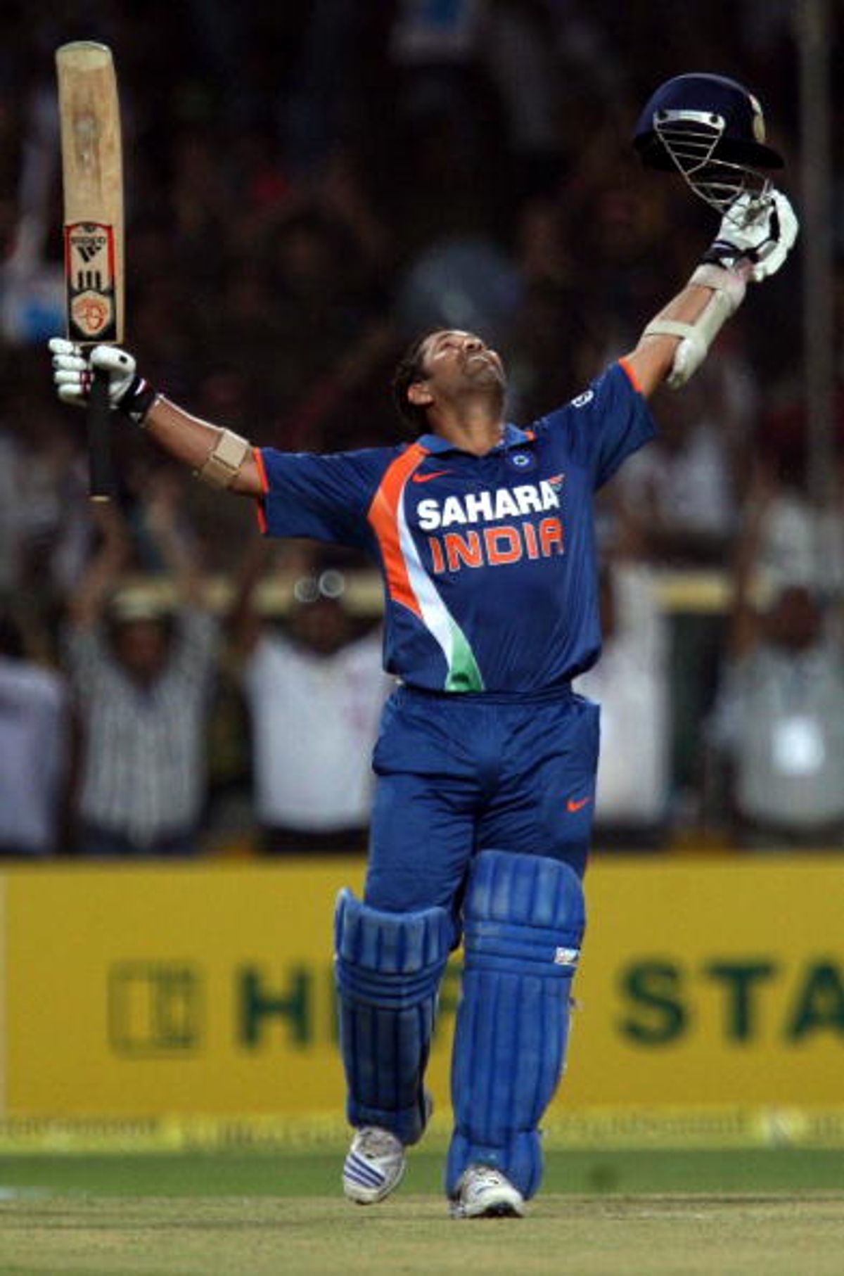 15 iconic pictures of Sachin Tendulkar's life