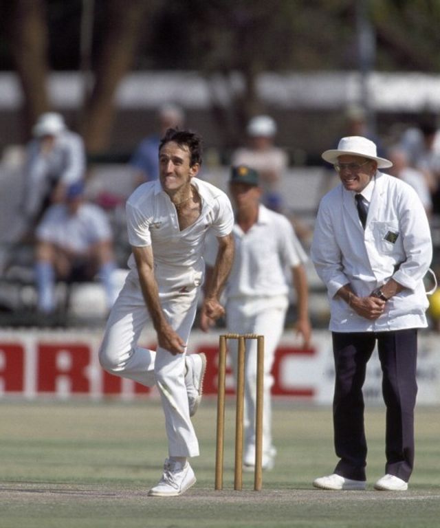 7 cricketers born in countries alien to cricket