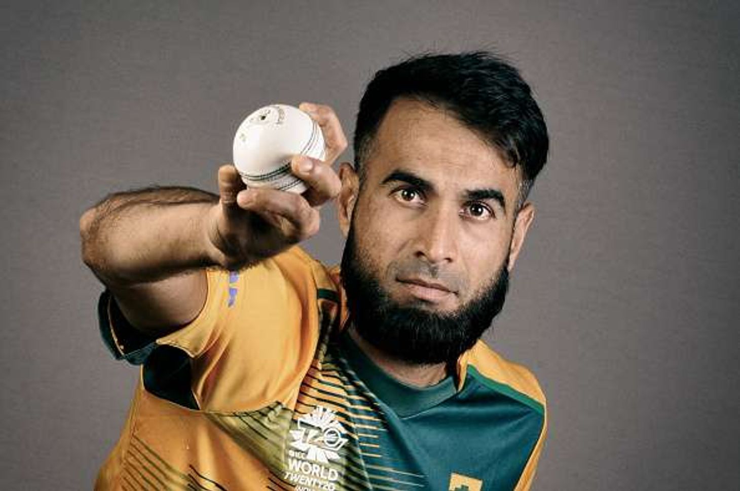 Top 10 ranked bowlers in the world (based on ICC rankings)