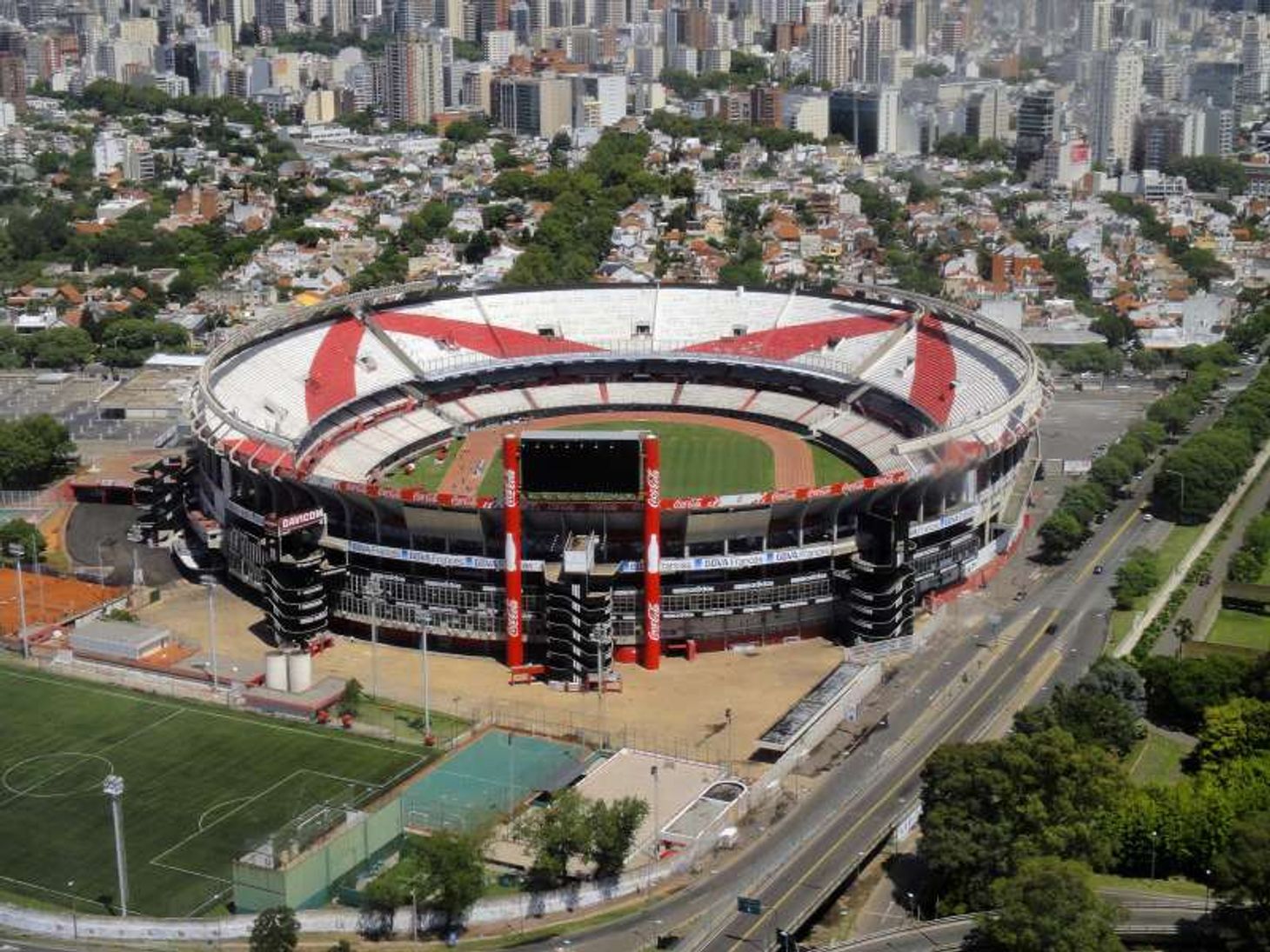 30 most famous football stadiums