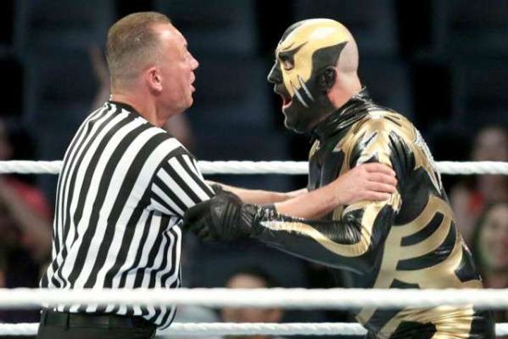 5 Facts about WWE referees that you didn’t know