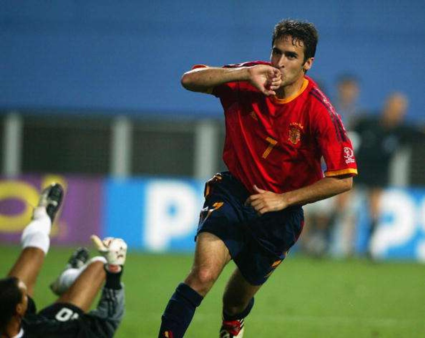 10 greatest Spanish players of all time